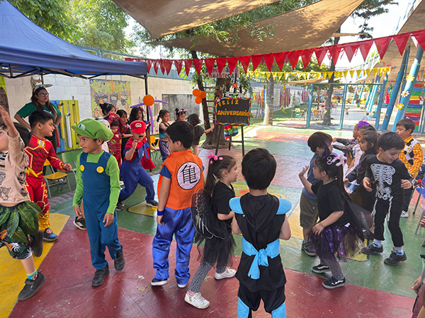 Celebramos 27 años juntos - Colegio Alcántara de los Altos de Peñalolen